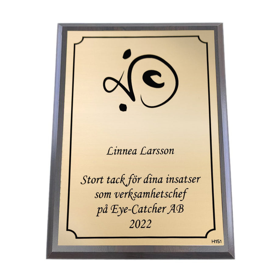 Plakett med gravyr hos Vasaboden.se